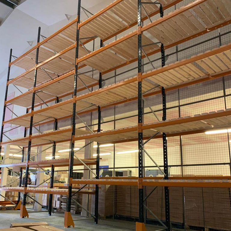 pallet-racking-timber-decking - Thistle Systems